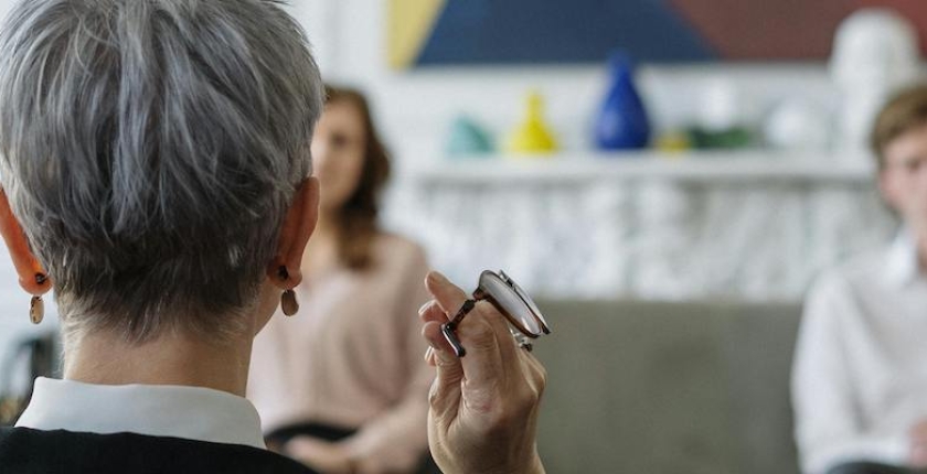 Variaties in relaties. De attitudes van hulpverleners bij cliënten in ...